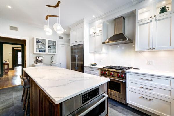 4 Top Quartz Countertops Color Ideas For Your Top-Notch Kitchen